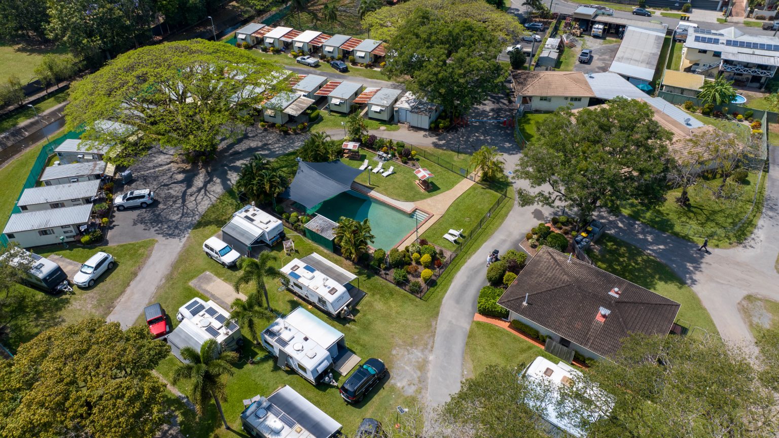 First City Caravilla - Campedia